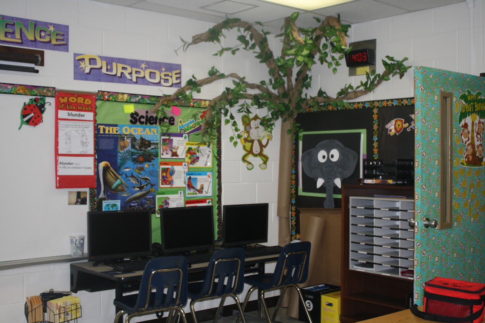 Mrs. Zimmerman's 4th grade Class Antics: Classroom Decorations- Jungle